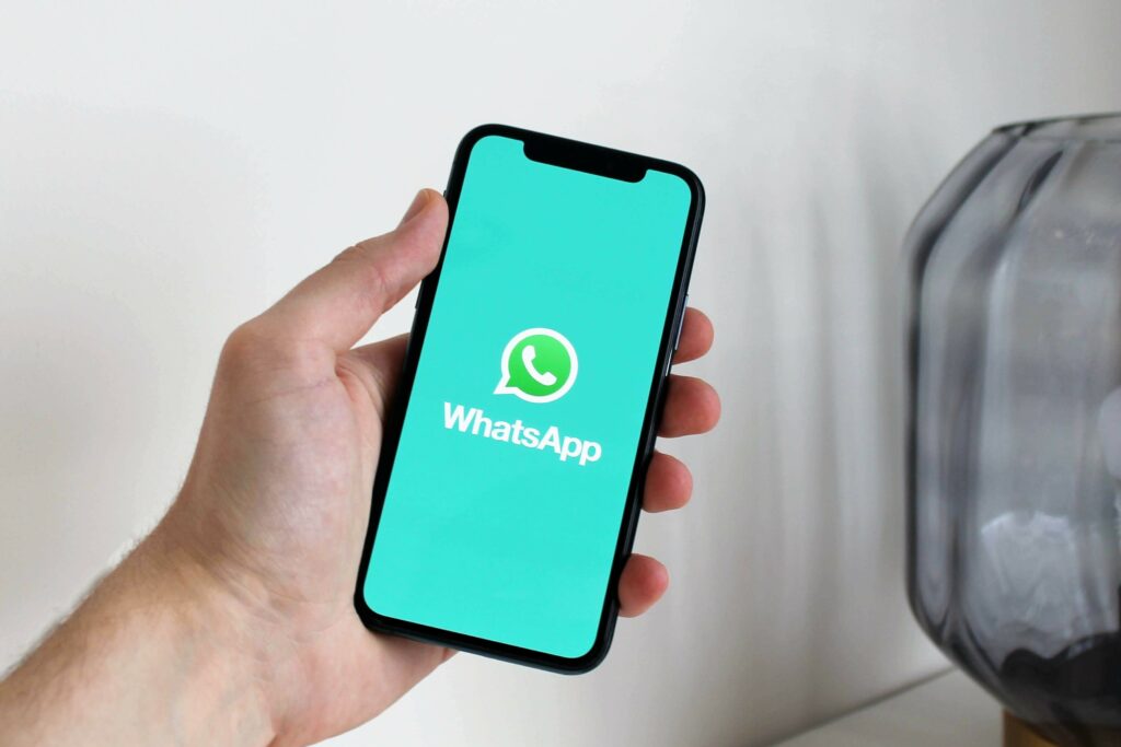 Fix WhatsApp Status not Uploading or Working