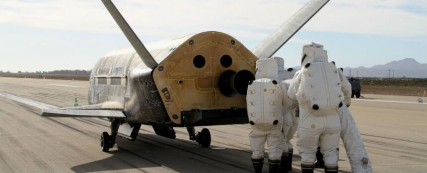 A Mystery Space Plane Has Been Orbiting Earth For 500 Days – And We ...